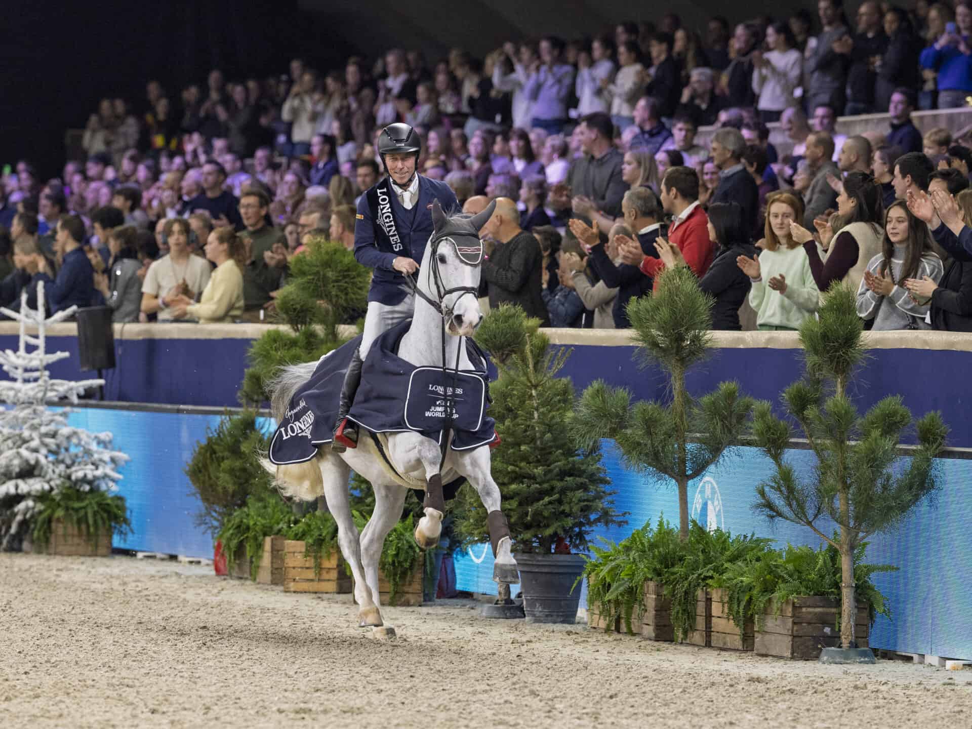 Weltrangliste Dressur: Florian Bacher bleibt bester Österreicher - Equestrian Worldwide ...